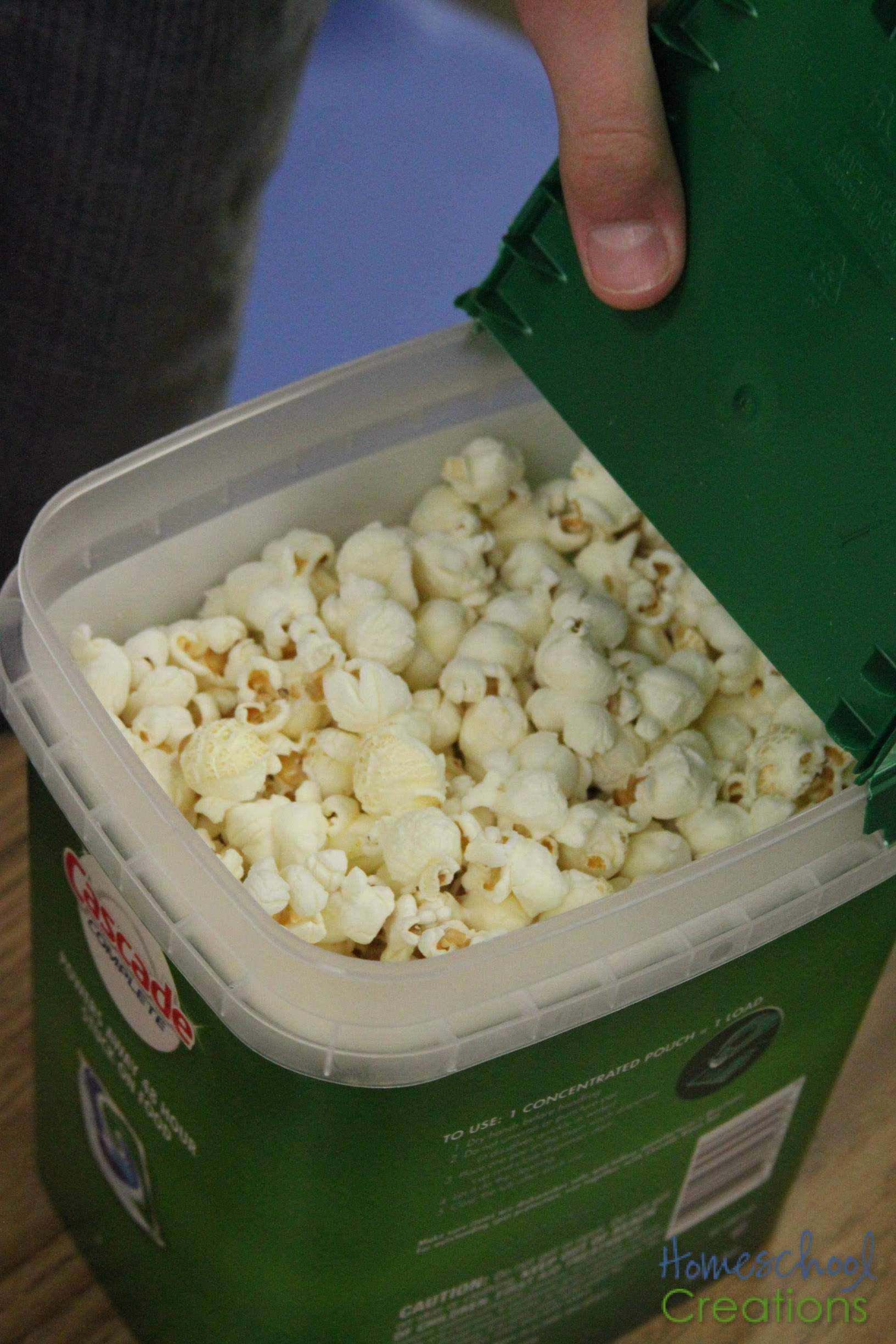 Egg Drop Experiment - #STEM Challenge for Kids